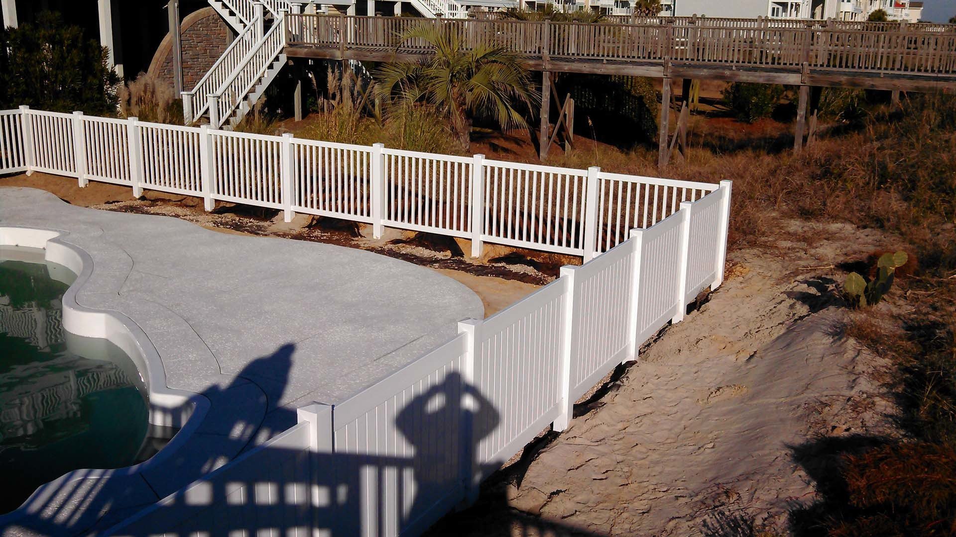 Vinyl Fencing | Wilmington, NC | J&J Fence