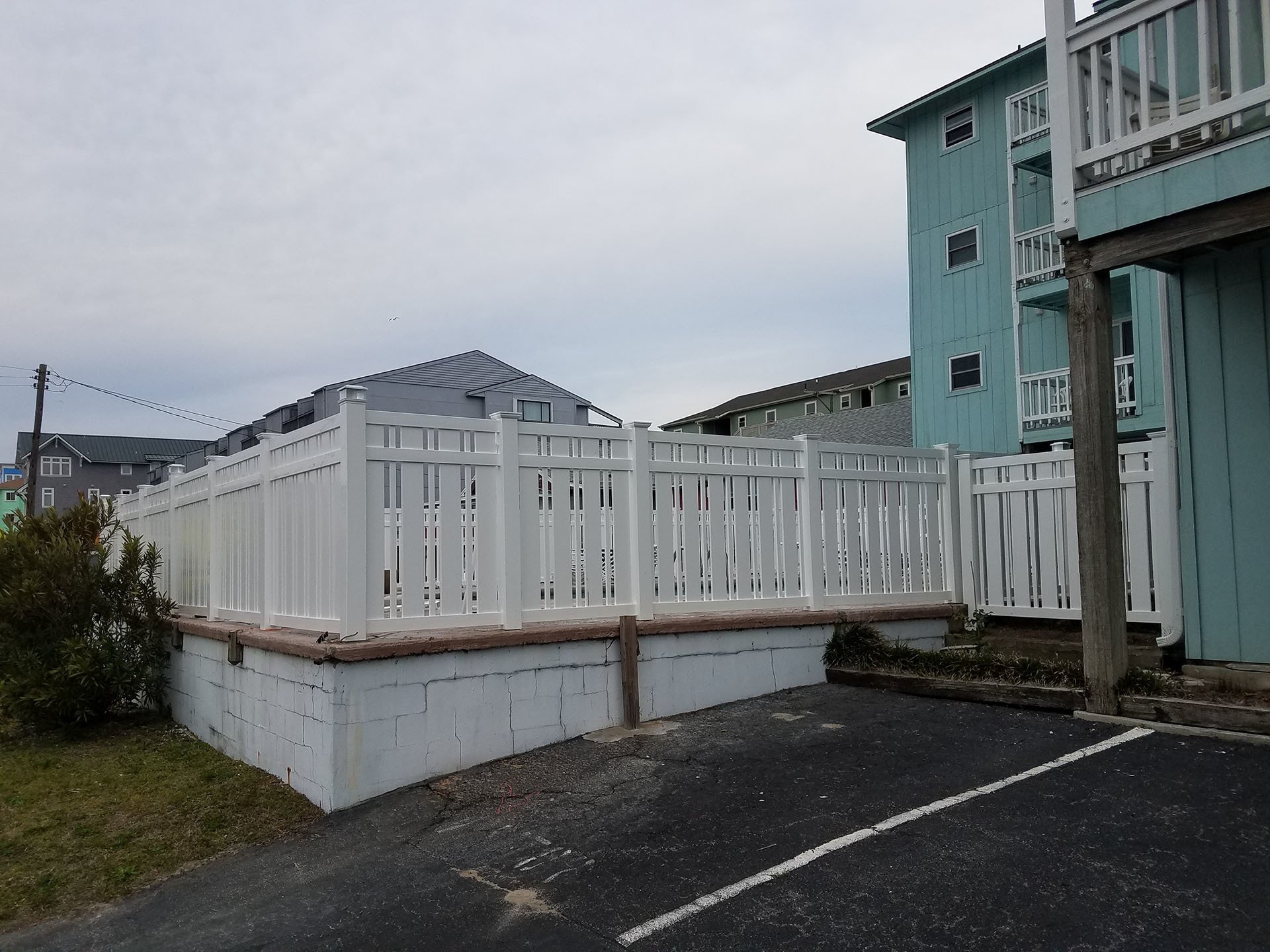 Residential Fences | Wilmington, NC | J&J Fence