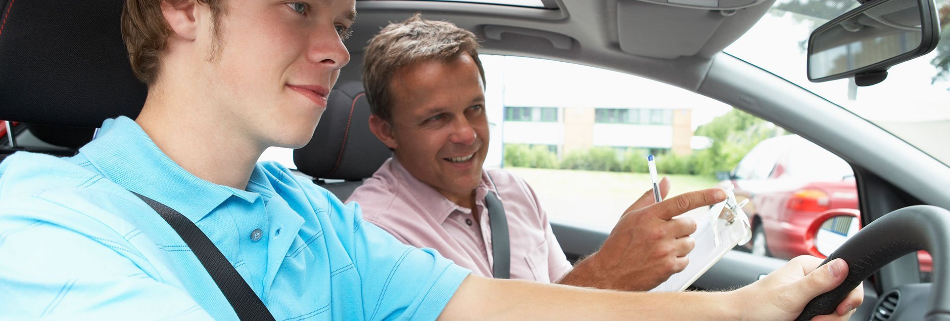 Professional driving lessons in North Glasgow