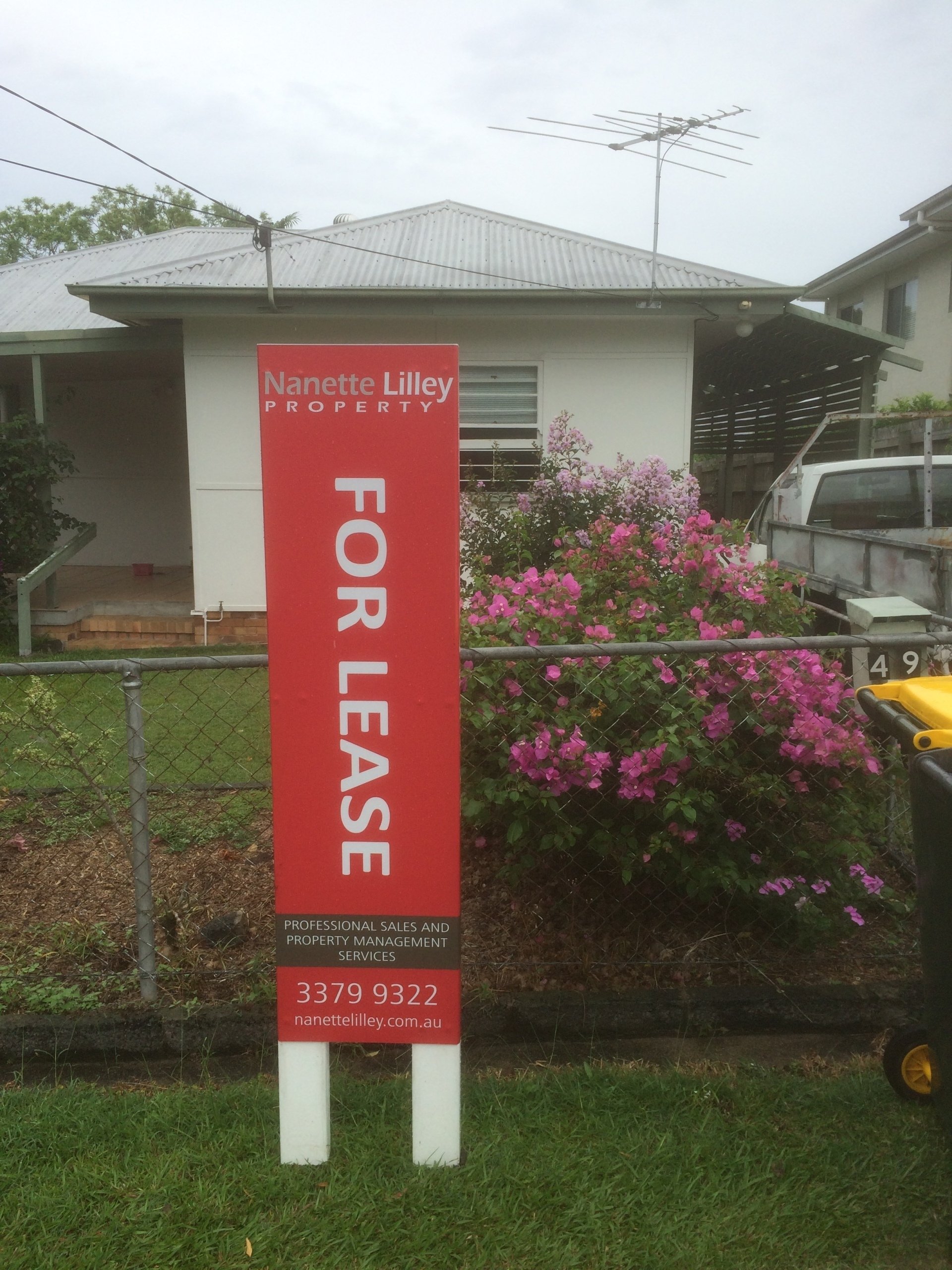 Quality Real Estate Signage, Flags and Corporate Signs | New Beith