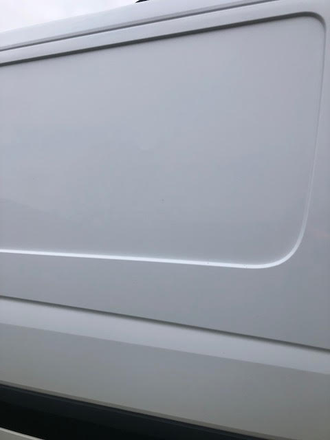 Auto Glass Replacement & Repairs | The Windscreen Man