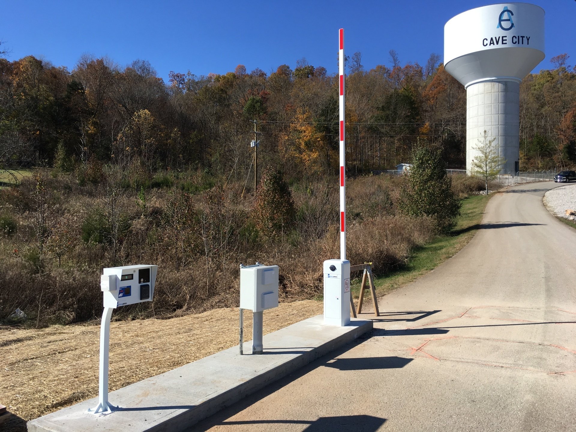 Parking Lot Gate Systems - Barrier Gate for Cars | Parking BOXX