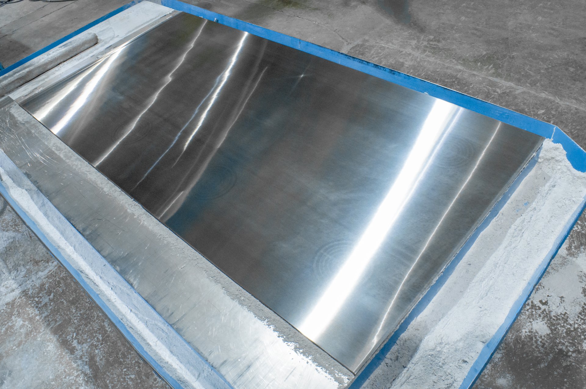 CMPI | Stainless Steel Sheet & Plate Polishing Services