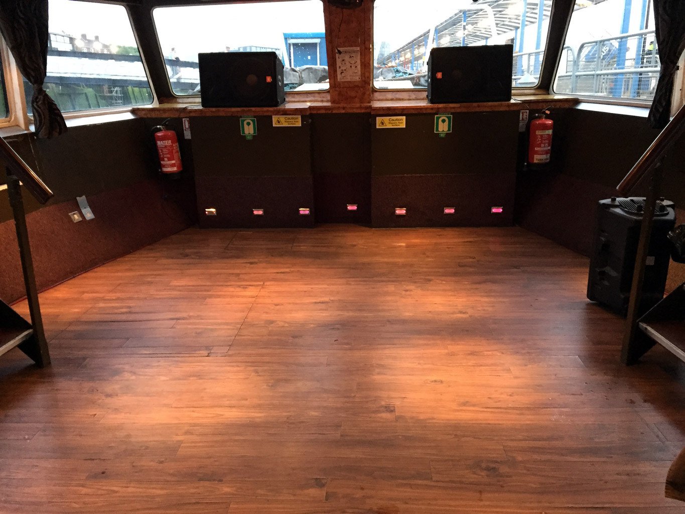 Party Boat Hire in London, River Party & Thames Party Boat Gallery
