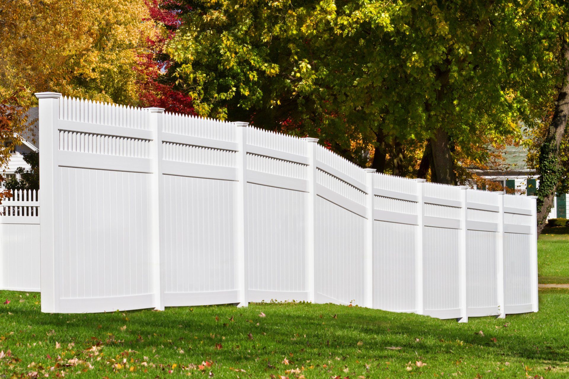 Basics Of Building An Eco-Friendly Fence