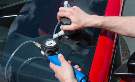 Thorough MOT testing at Stiles Garage Battle Ltd