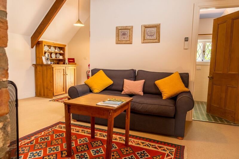 Stay - www.thecarriages.com.au