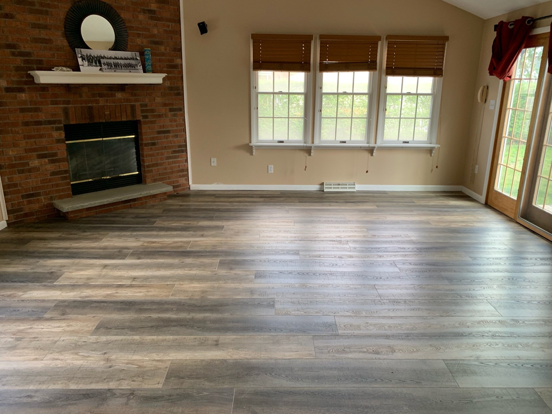 Hardwood Floors | Hamburg, NY | Decorator Carpets Inc.