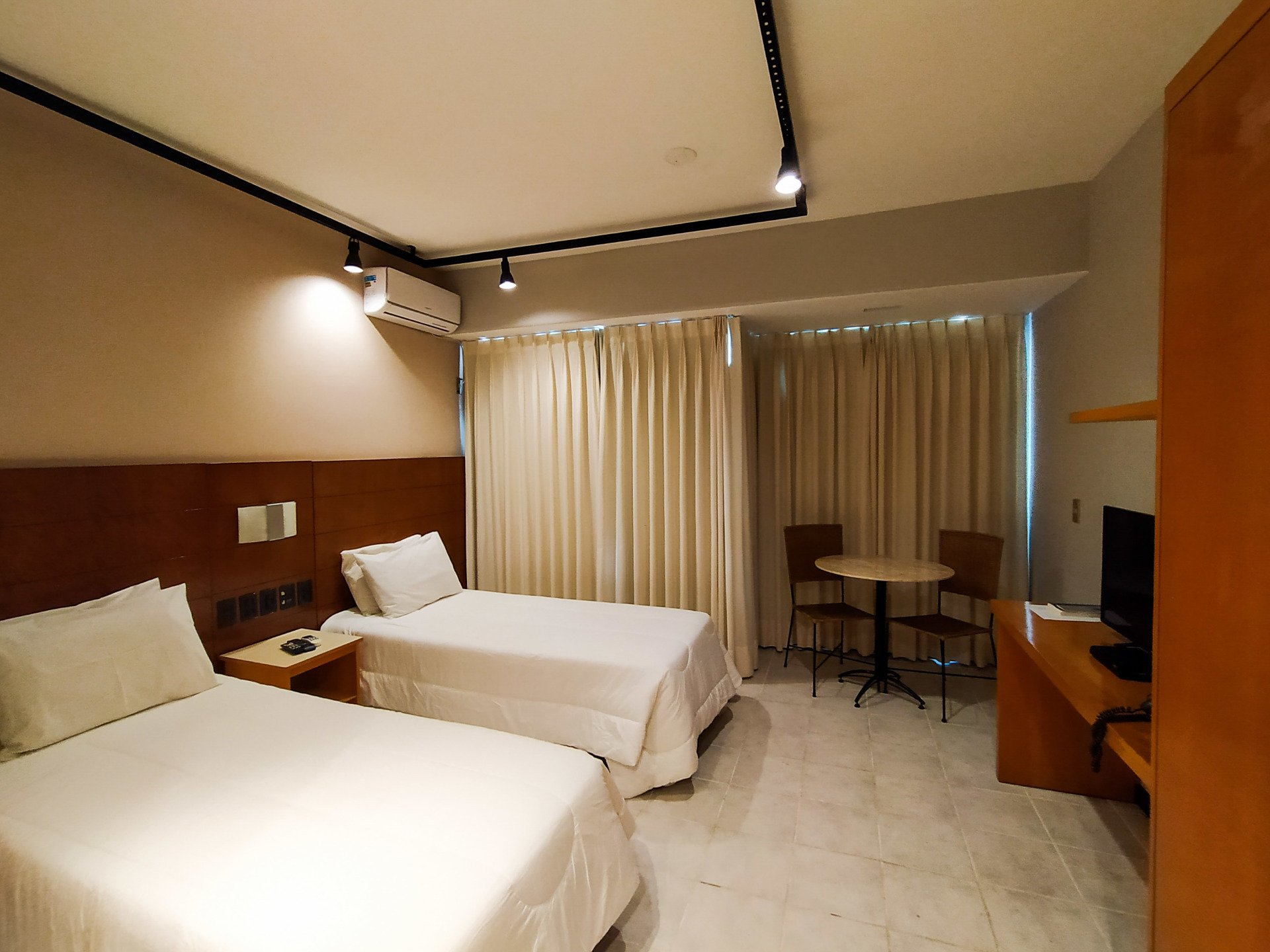 Savassi Village, completo para quem viaja a negócios ou a lazer.