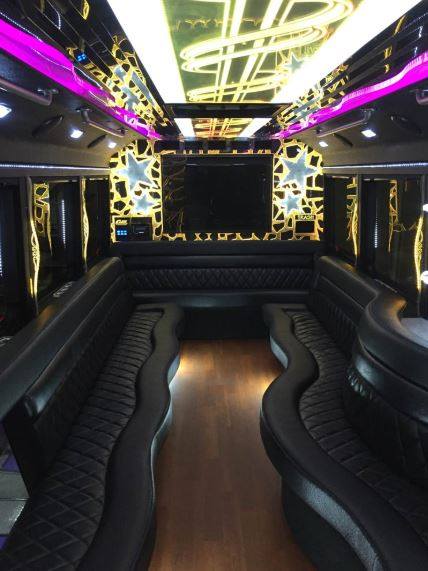 Esteem Limousine Western NY Inc | Penfield, NY | Limousine Company