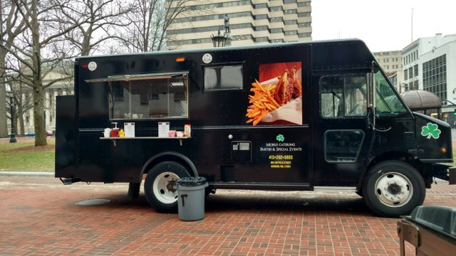 Murphy's Mobile Pub Food Truck in Western MA & Northern CT