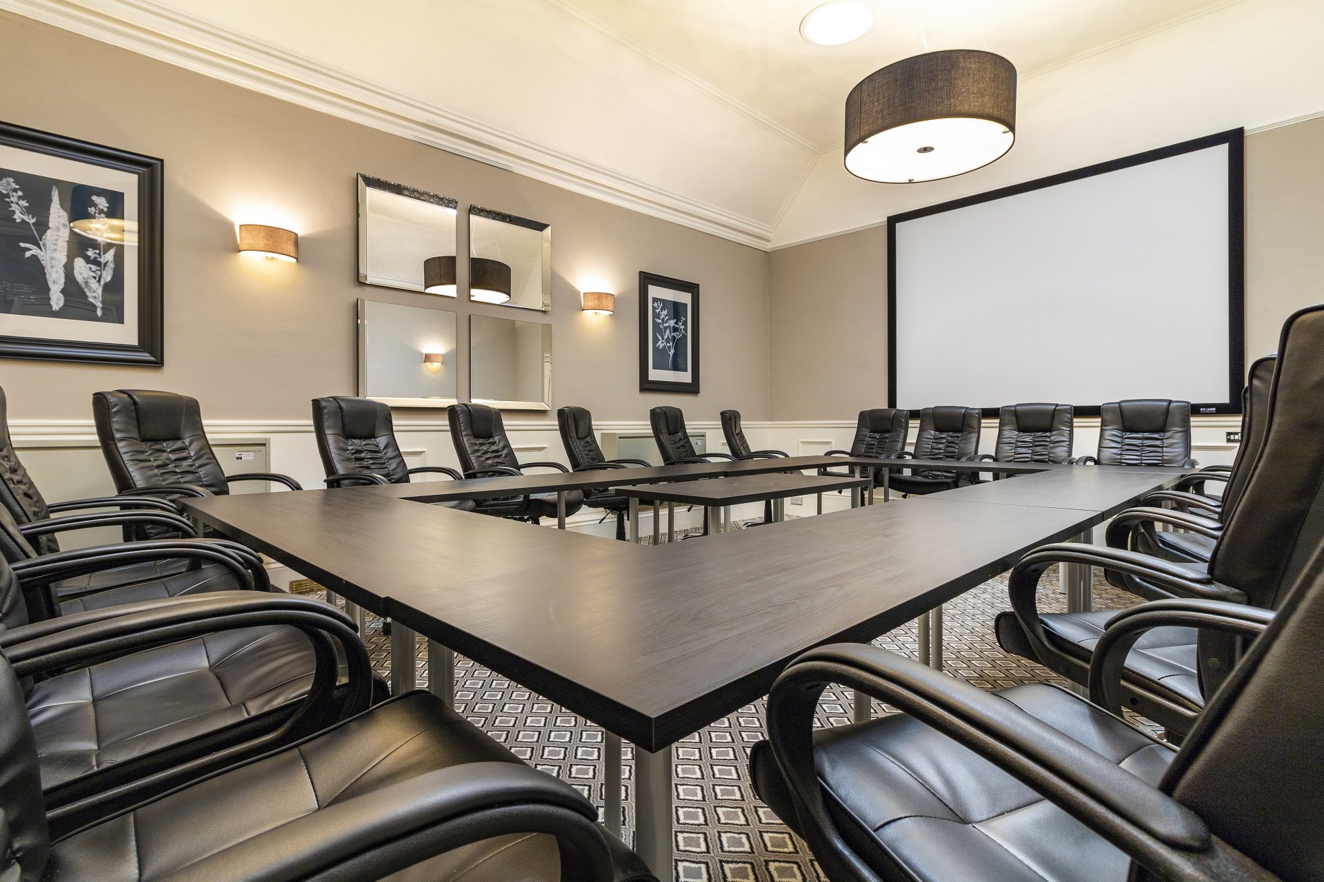 The Shrubbery Hotel, Ilminster | Book Direct & Save