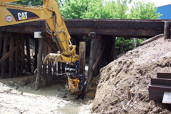 Pile Driving Services - Hulcher Services, Inc.