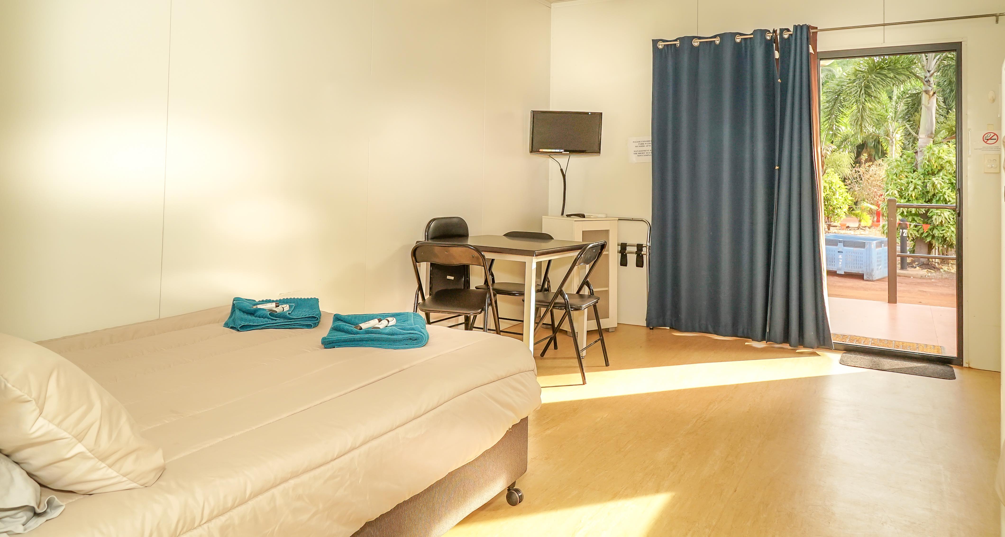 Standard Cabins - Noonamah Tourist Park, Darwin NT