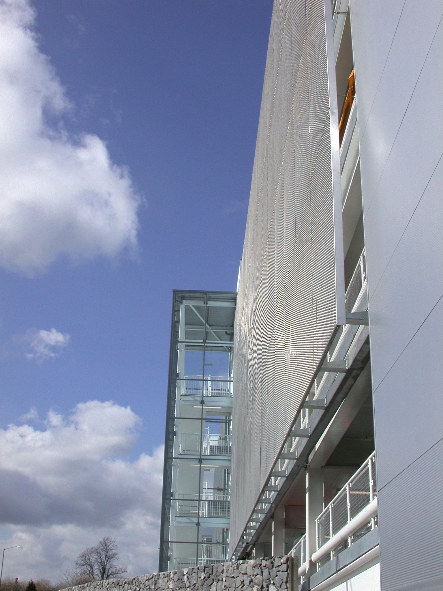 Wedge Wire, Mesh & Corrugated Perforated Metal & Cladding UK | Intamesh