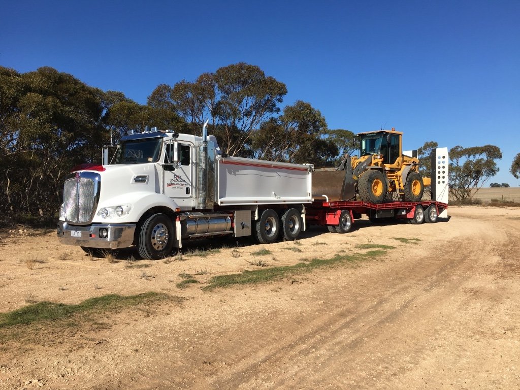 Williams Earthmoving