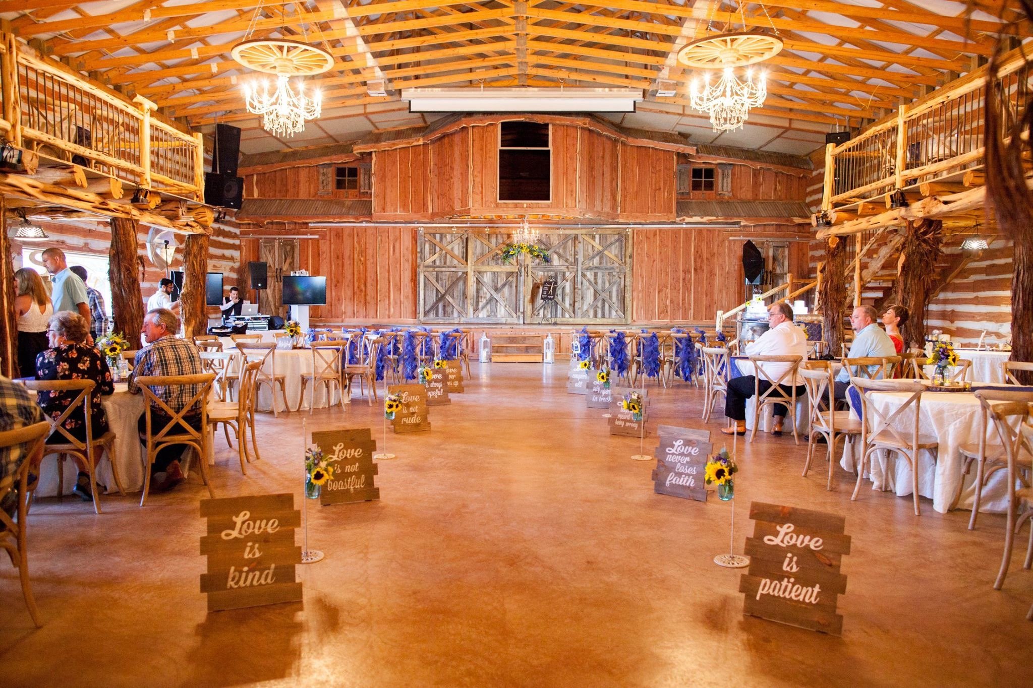 Dockal and Simmons | Twisted Ranch Weddings | Austin