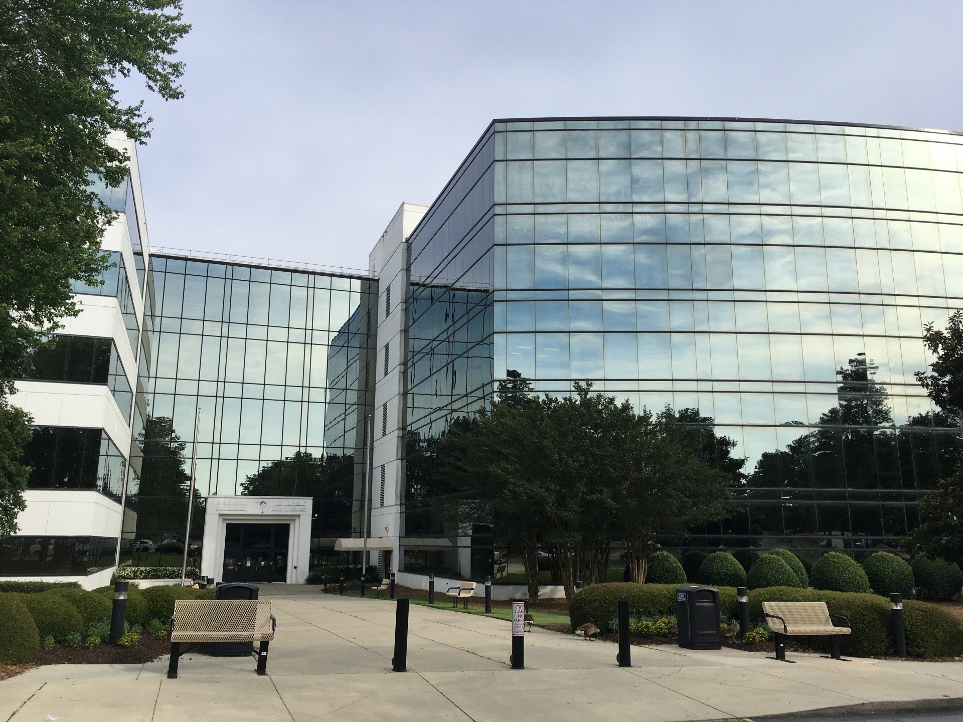 Benefits of Commercial Window Tinting | Milwaukee, Madison, Waukesha