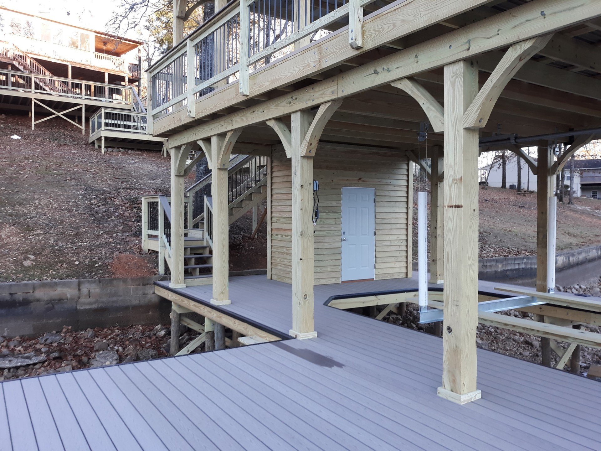 Custom Docks - custom decks Alabama