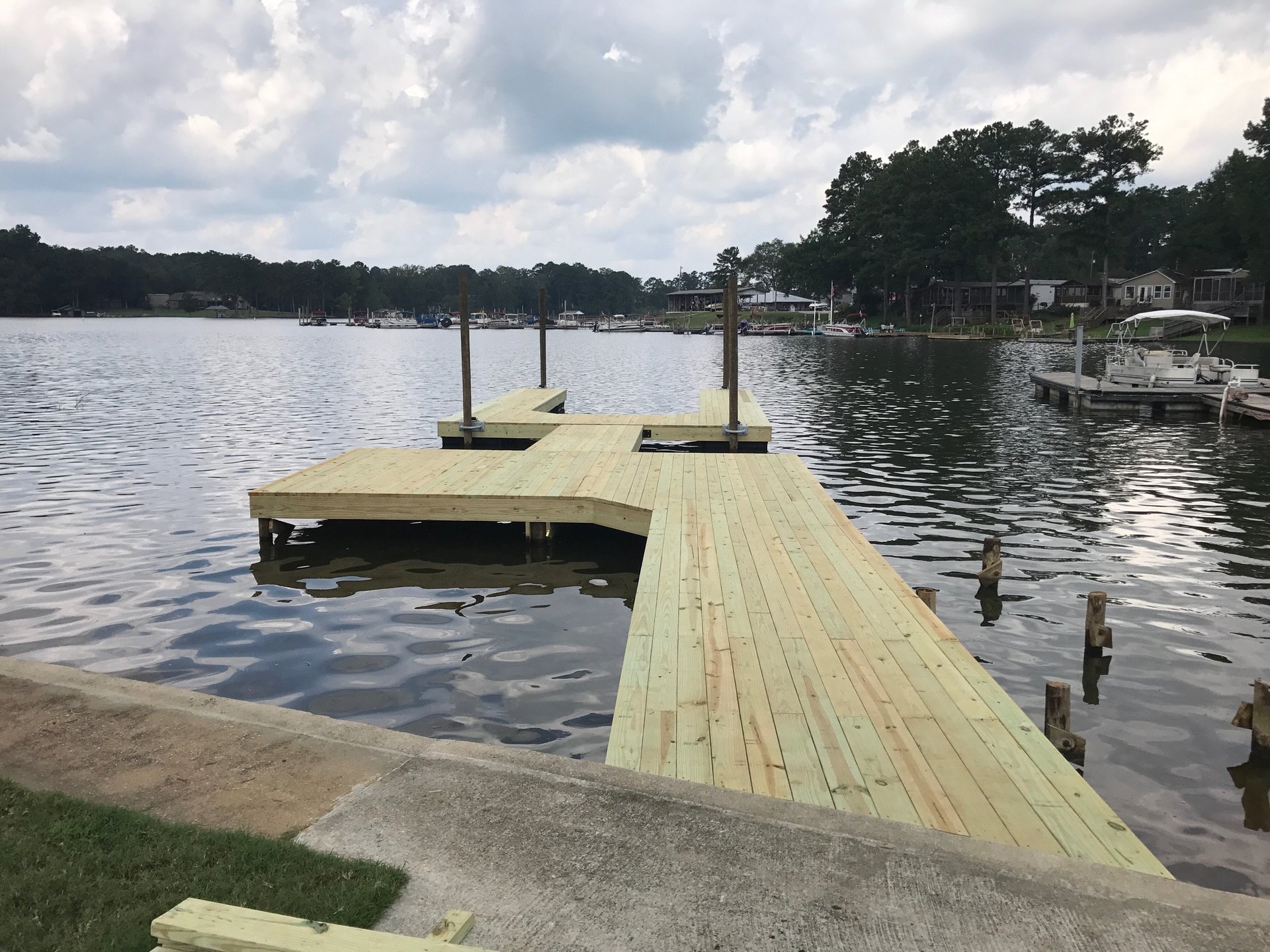 Custom Docks - custom decks Alabama