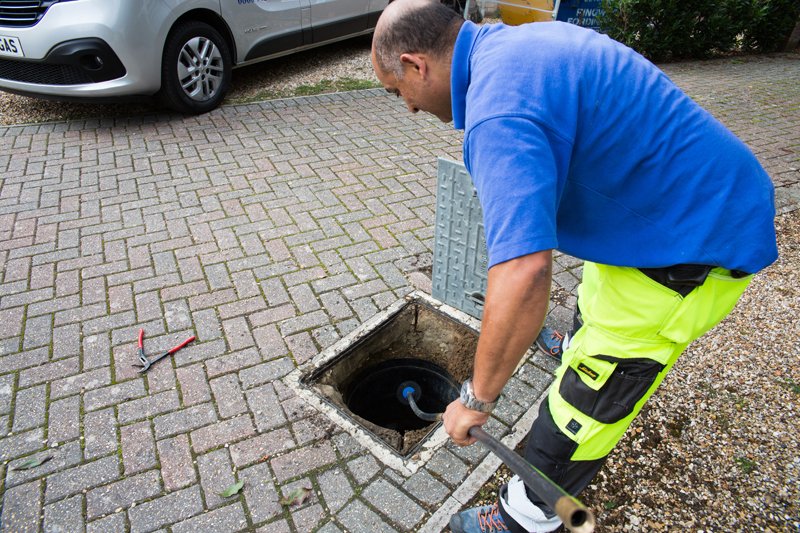 Unblocking drains | Darren Sherwood Plumbing
