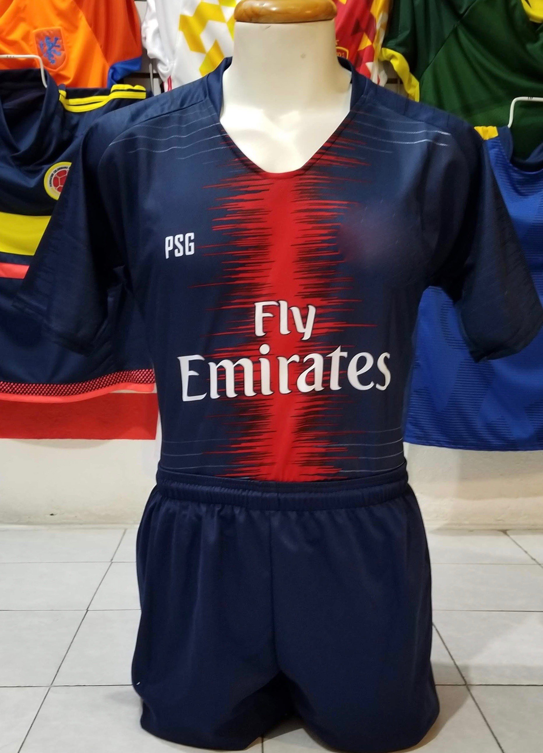 A la venta ya los 3 uniformes del Paris St. Germain 2018