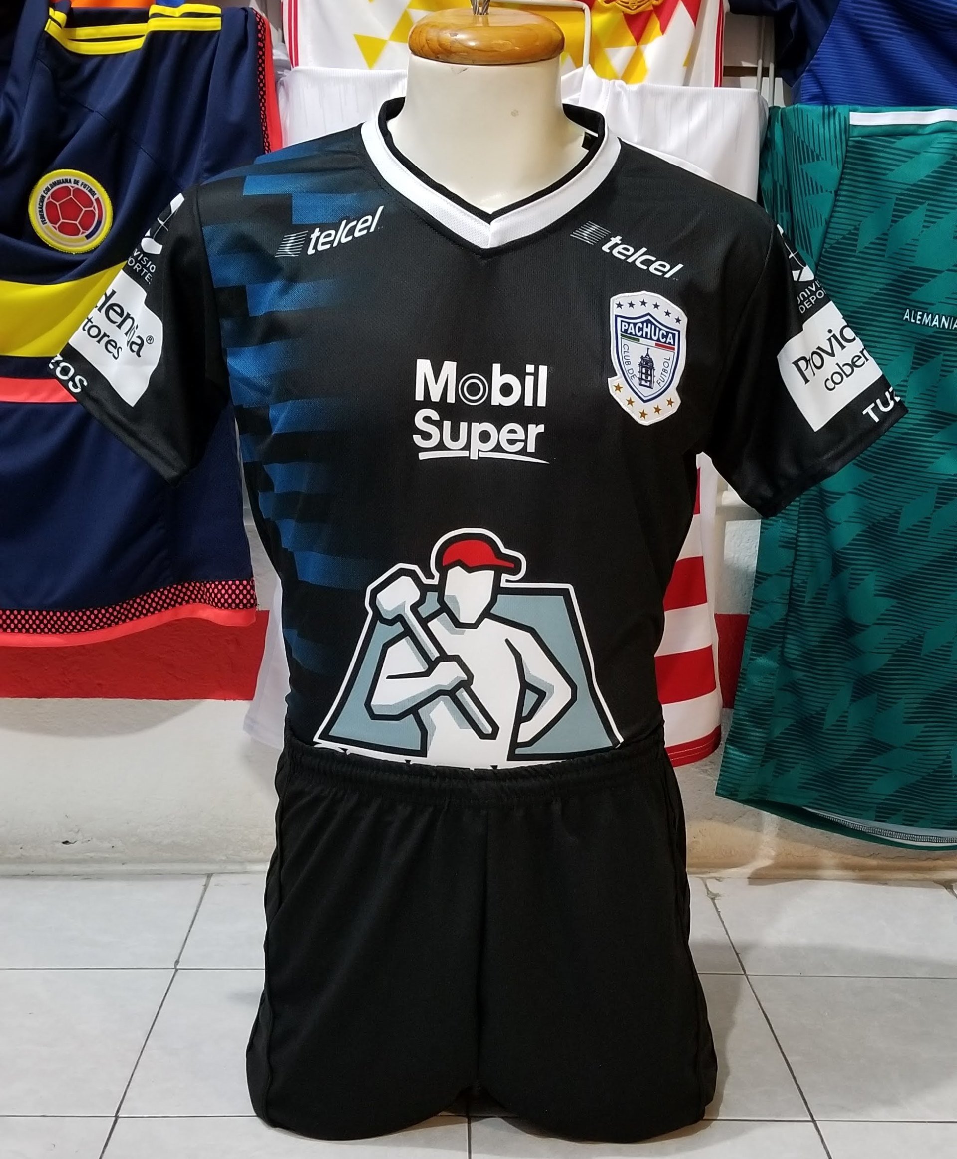 Tienda de Uniformes de Futbol y Playeras de Soccer | SoccersdeMorelos