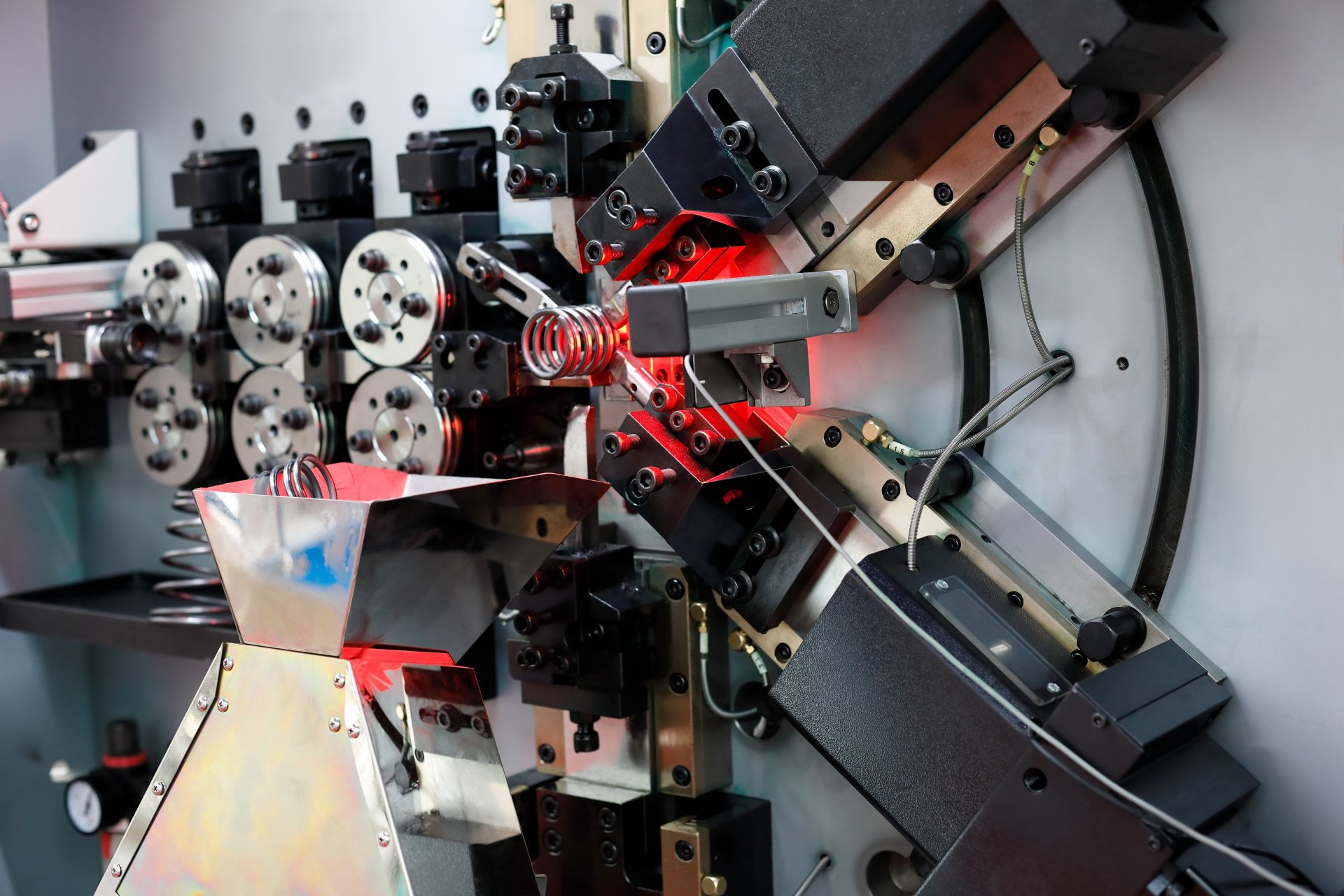 Custom Springs | Wire Forms | Stampings | Assemblies