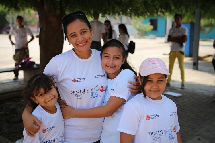 Immigration in Honduras | Association for a More Just Society