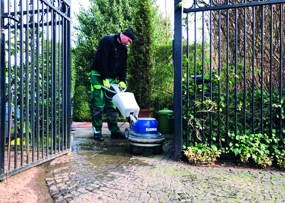 Ecologische reinigings- en onkruidmachines