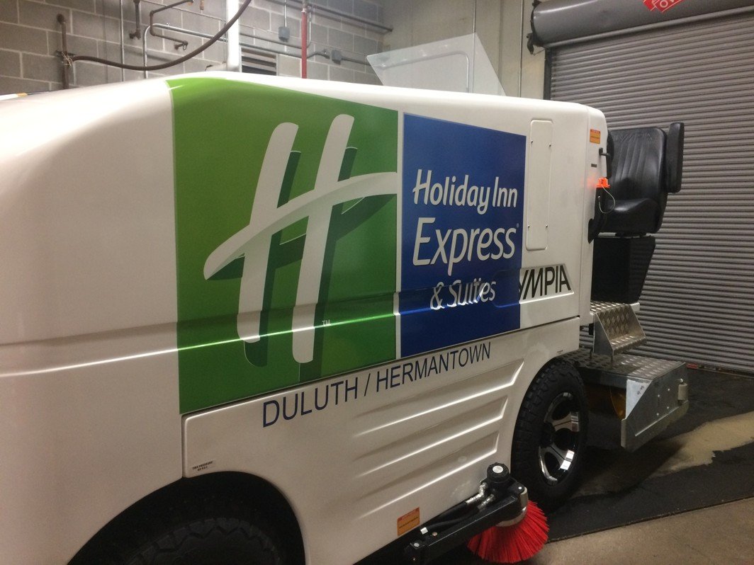 Auto lettering | Duluth, MN | Todd Signs