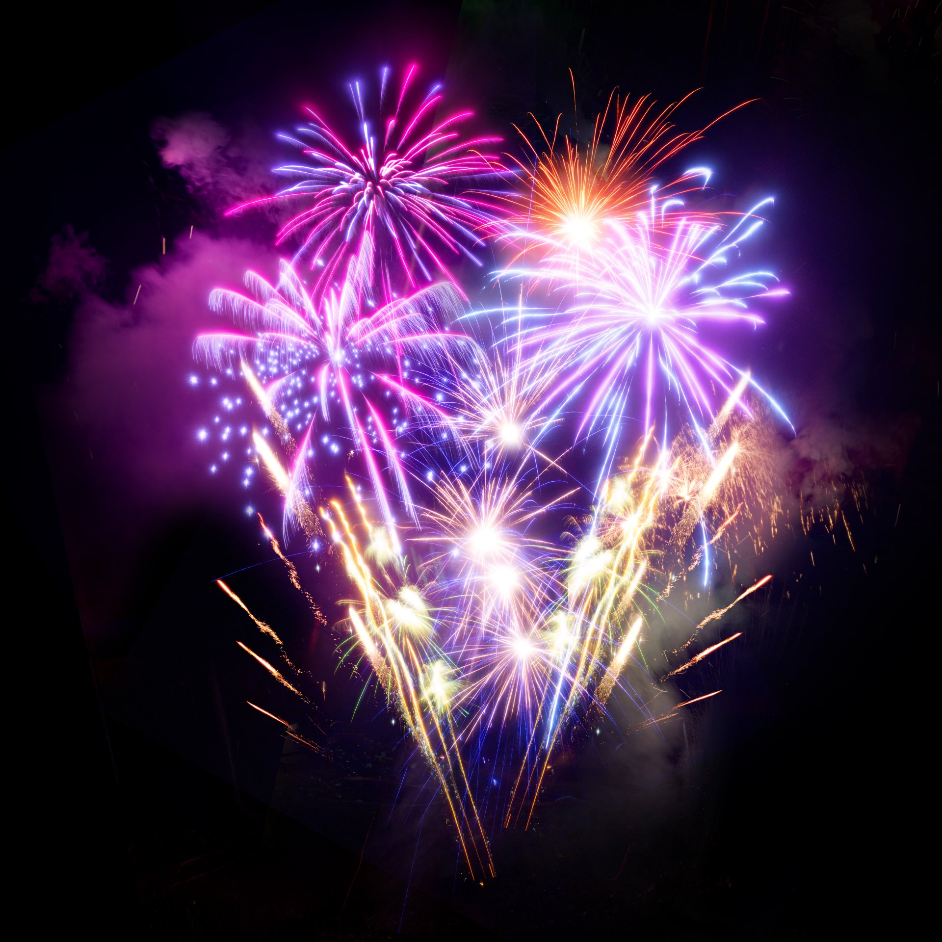 Fireworks for sale, Retail Fireworks Sussex- Aurora Fireworks