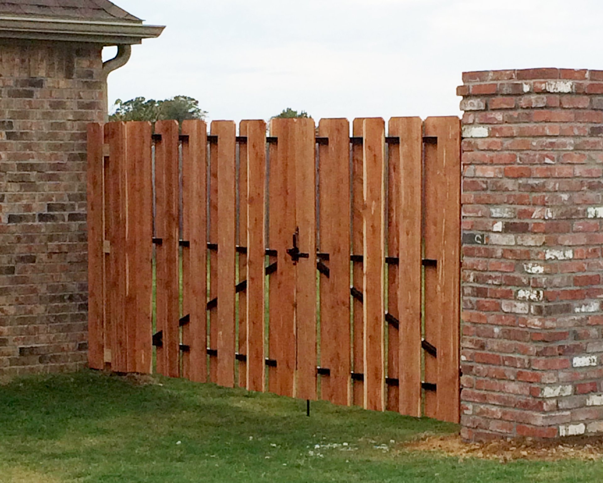 Privacy Fence Customized Fencing Solutions - Custom Wood Fencing