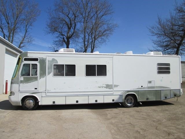 RV Shop – DeForest, WI – Custom RV Services