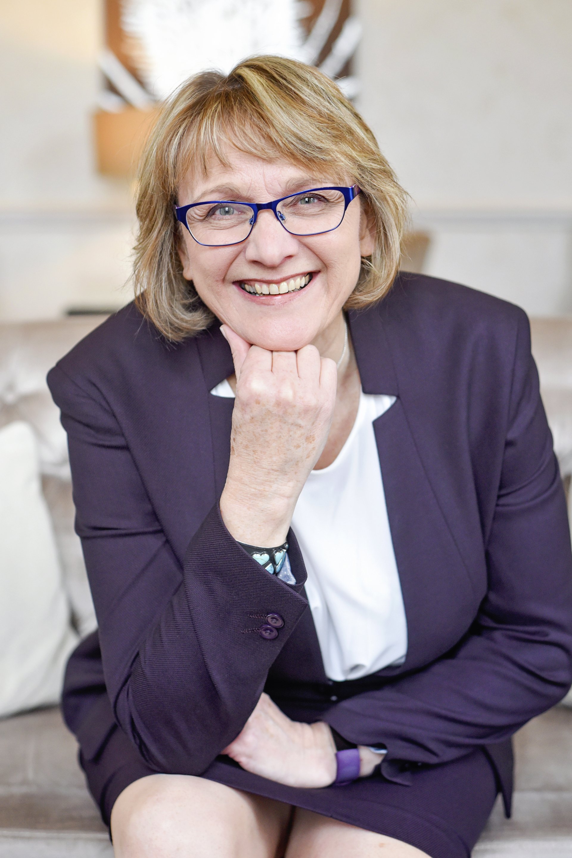 Build Your Public Speaking Confidence with Dawn Gregory | Dawn Gregory.com