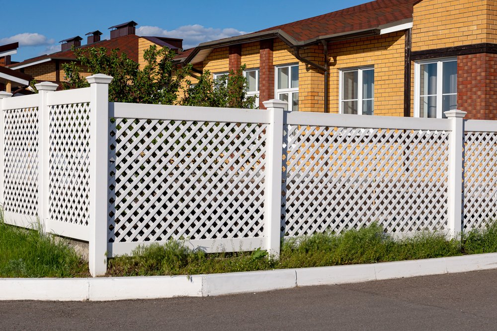 PVC Fencing in Taree | D & B Fencing