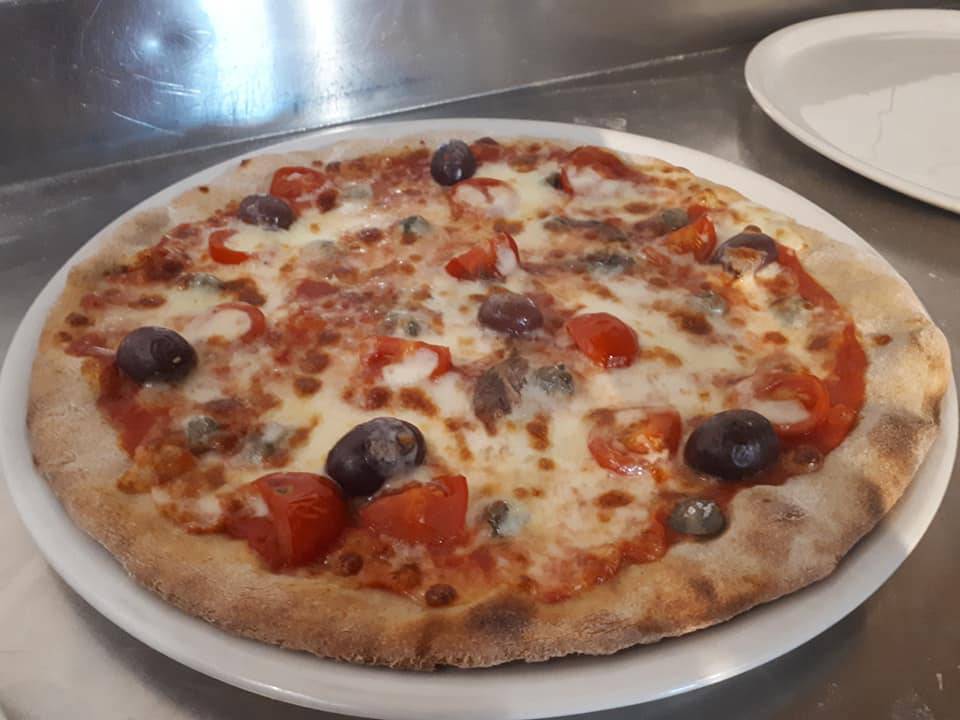 Pizzeria con forno a legna | Trieste, TS | Pizza di Cittavecchia