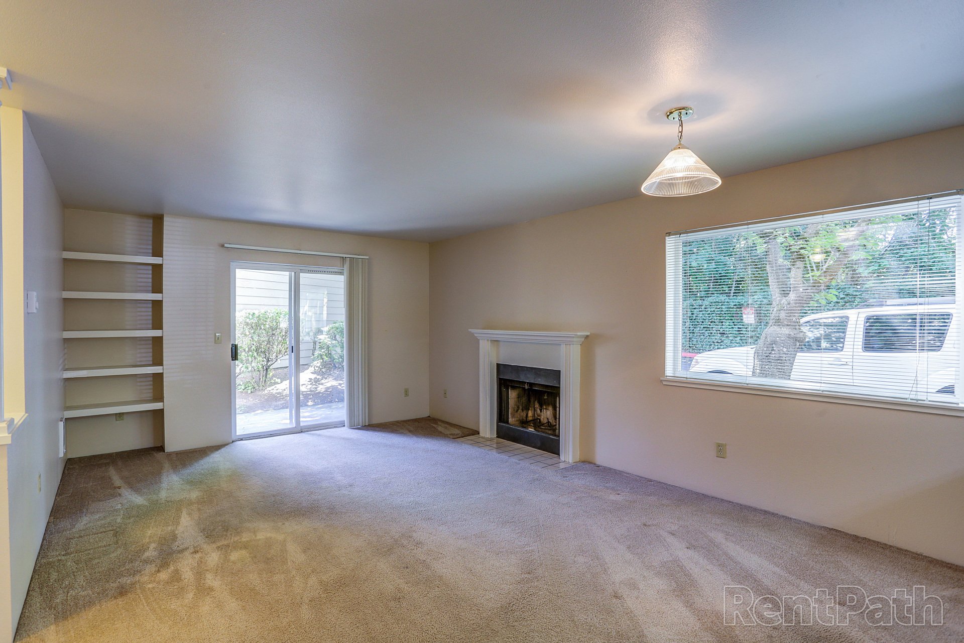 Lexington Apartments - Regency Management Inc.