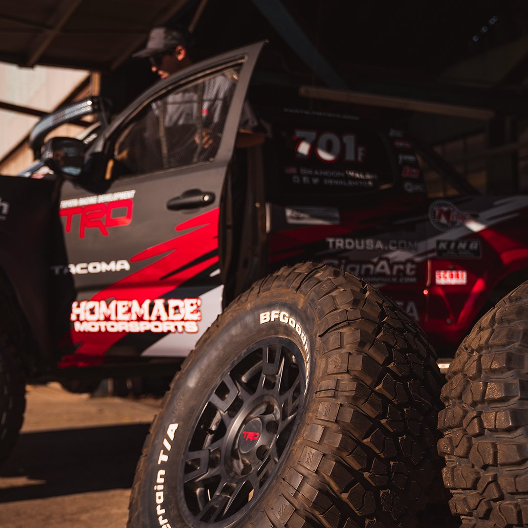 Brandon Walsh Off-Road Racing Truck Wrap Gallery | Sign Art Graphix ...