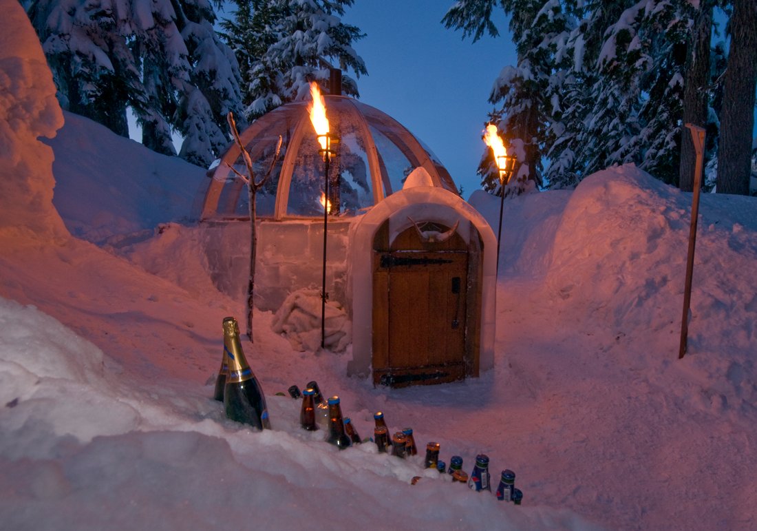 SNOW & ICE SCULPTURES