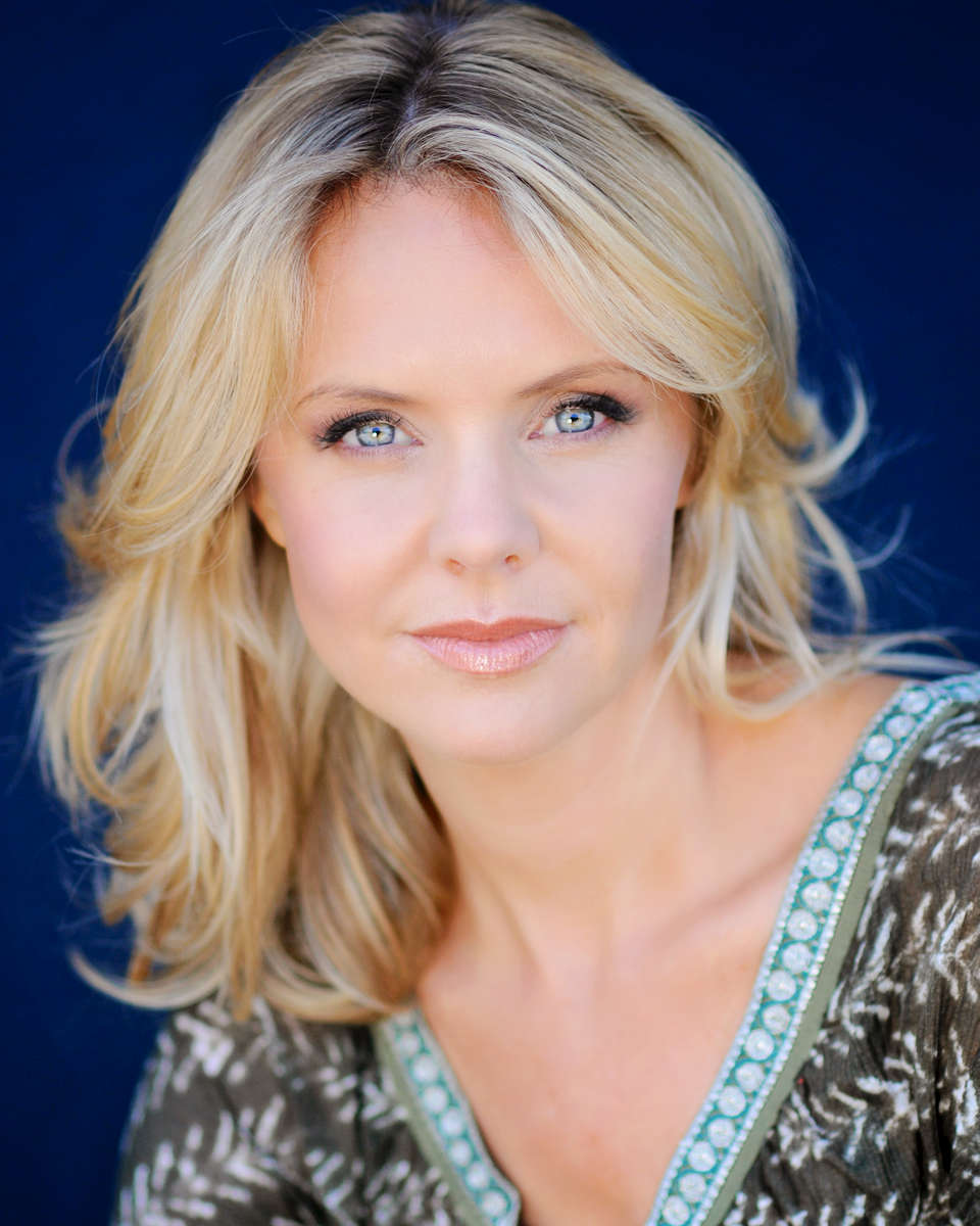 Dana Hargitay -Corporate Headshots, Theatrical Headshots, and Family ...