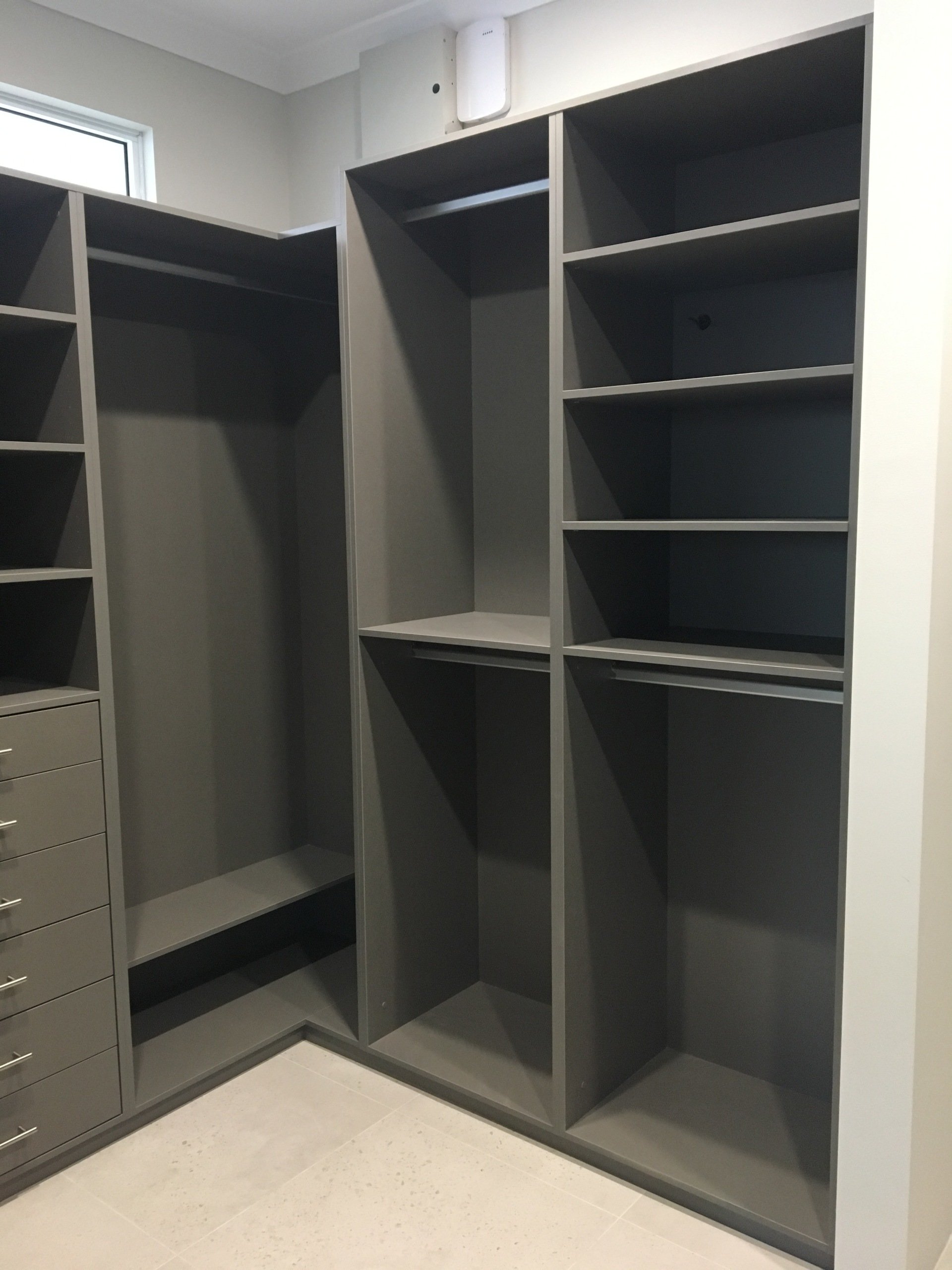 Walk-In Wardrobes & Walk In Robe Fit Outs Perth | Uzit