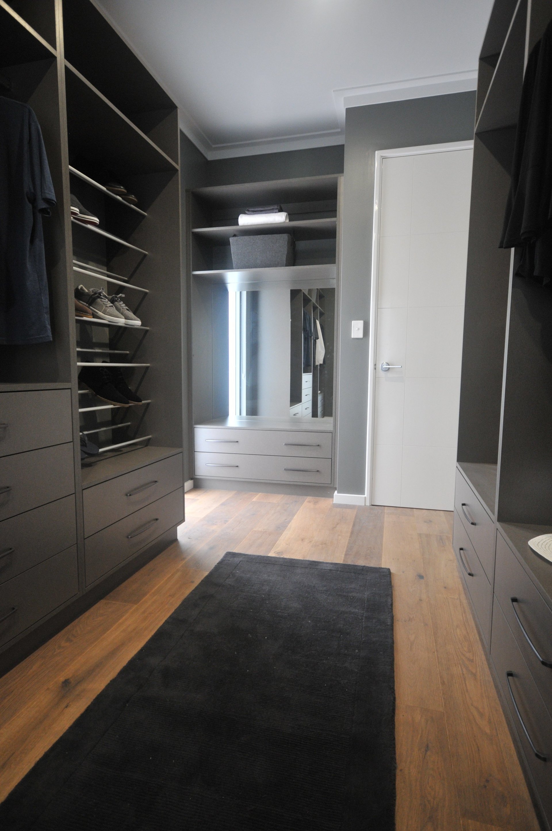 Wardrobes - Wardrobe Internals - Built In & Walk-In Robes - Closet ...