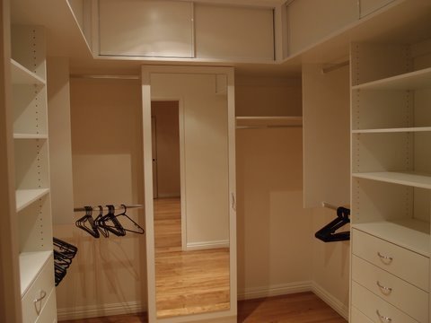 Walk-In Wardrobes & Walk In Robe Fit Outs Perth | Uzit