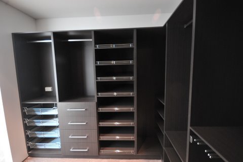 Uzit Wardrobes Perth | Custom Built In Robes & Walk-In Wardrobe Storage ...
