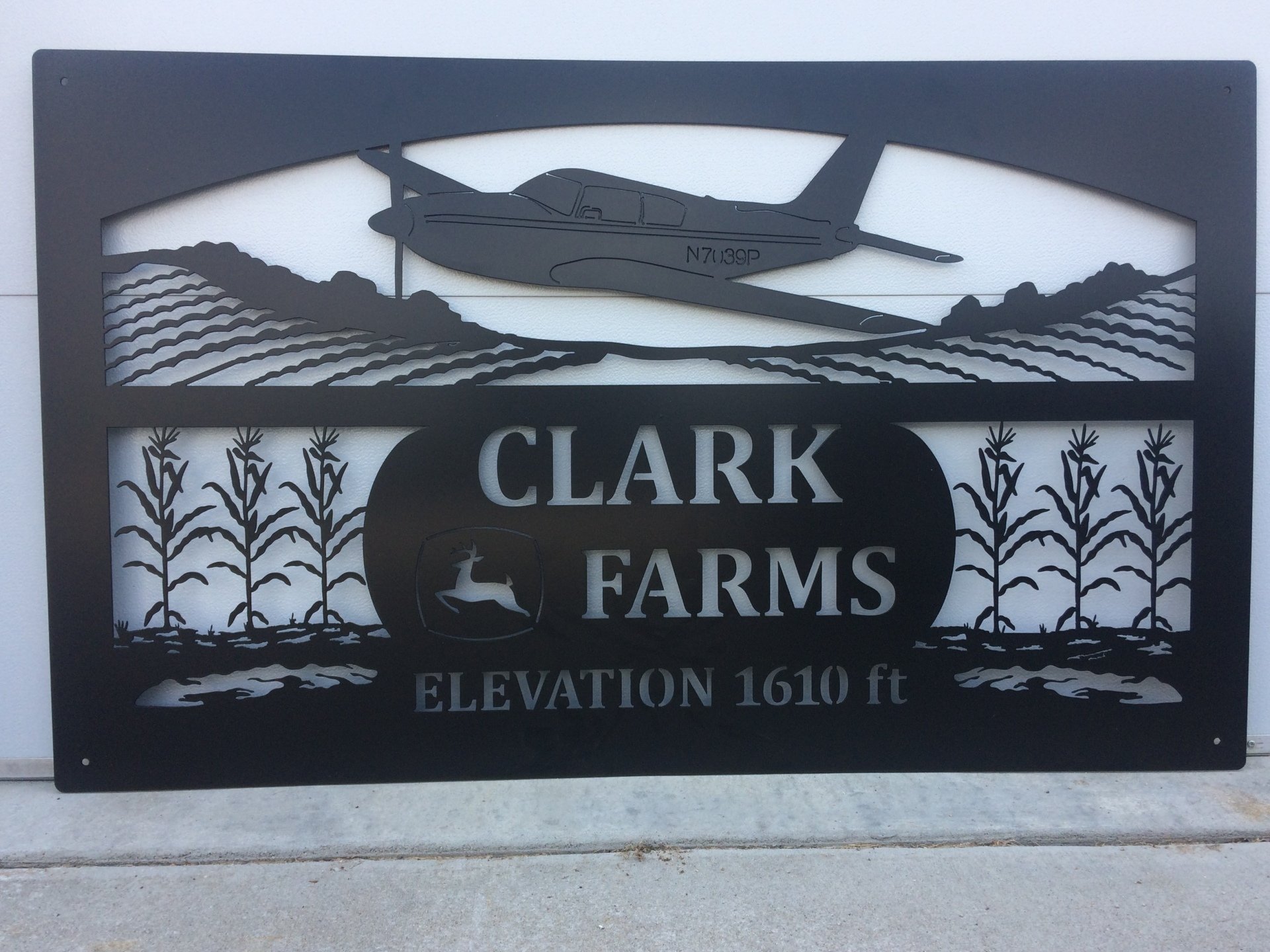 V-Bar Metal Works | Nebraska's Custom Metal Decor Provider
