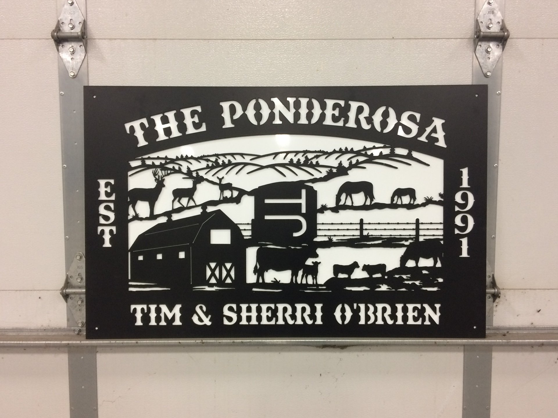 V-Bar Metal Works | Nebraska's Custom Metal Decor Provider