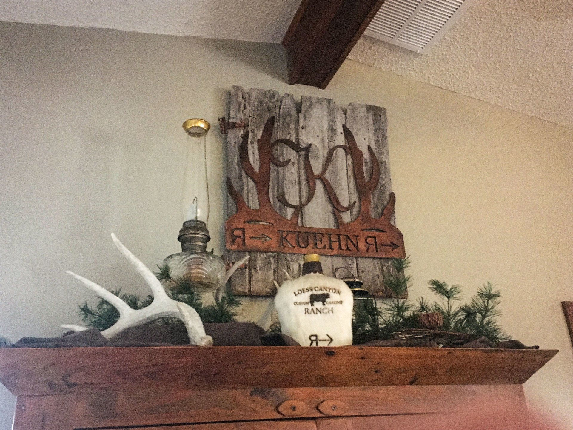 V-Bar Metal Works | Nebraska's Custom Metal Decor Provider