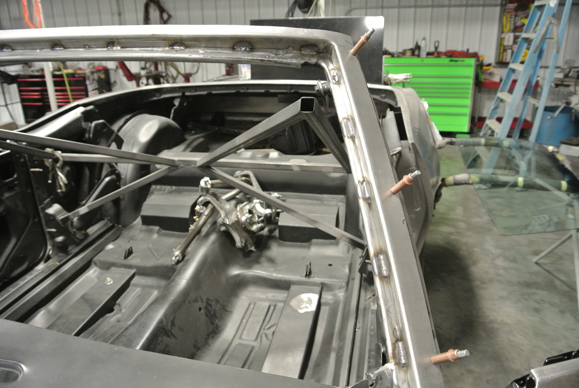 Gumer Alvero's custo built car, a 1969 Camaro. Built in Illinois