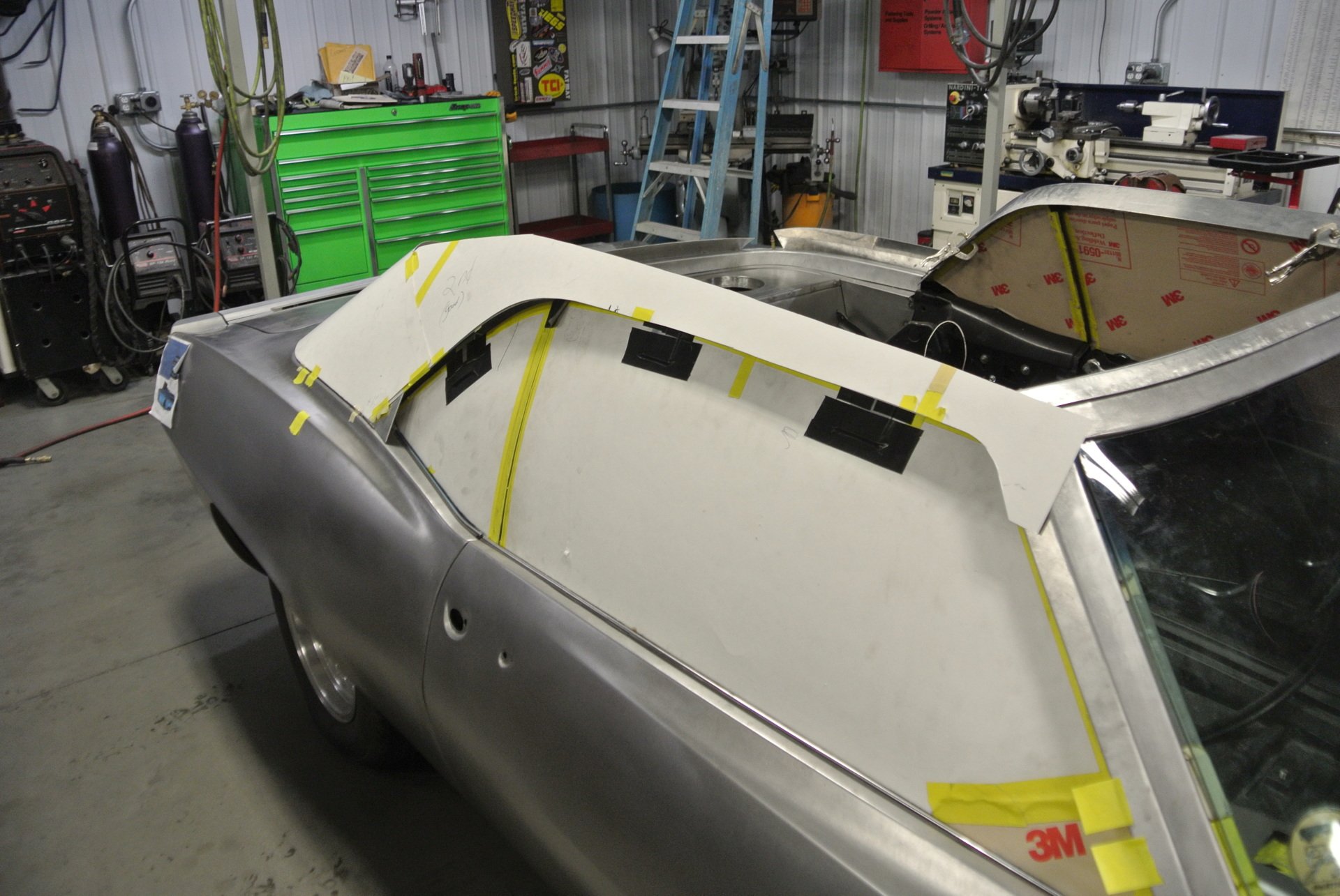 Gumer Alvero's custo built car, a 1969 Camaro. Built in Illinois